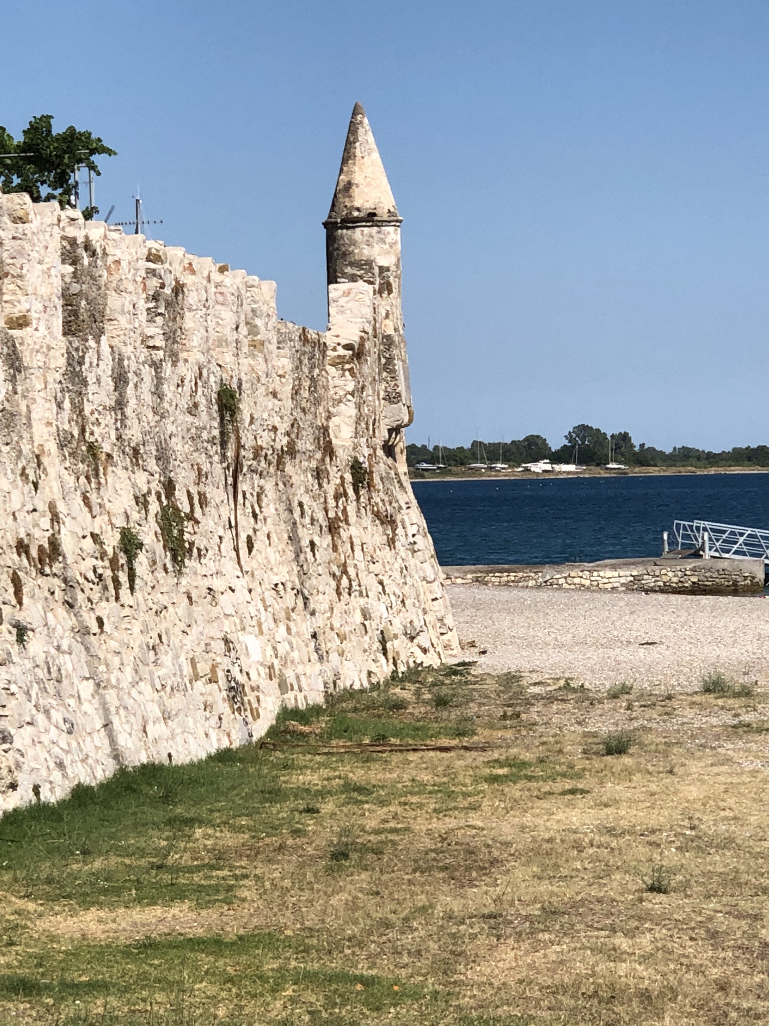 Goodbye Albania, Kalimera Hellas! – Welcome to my Travel story